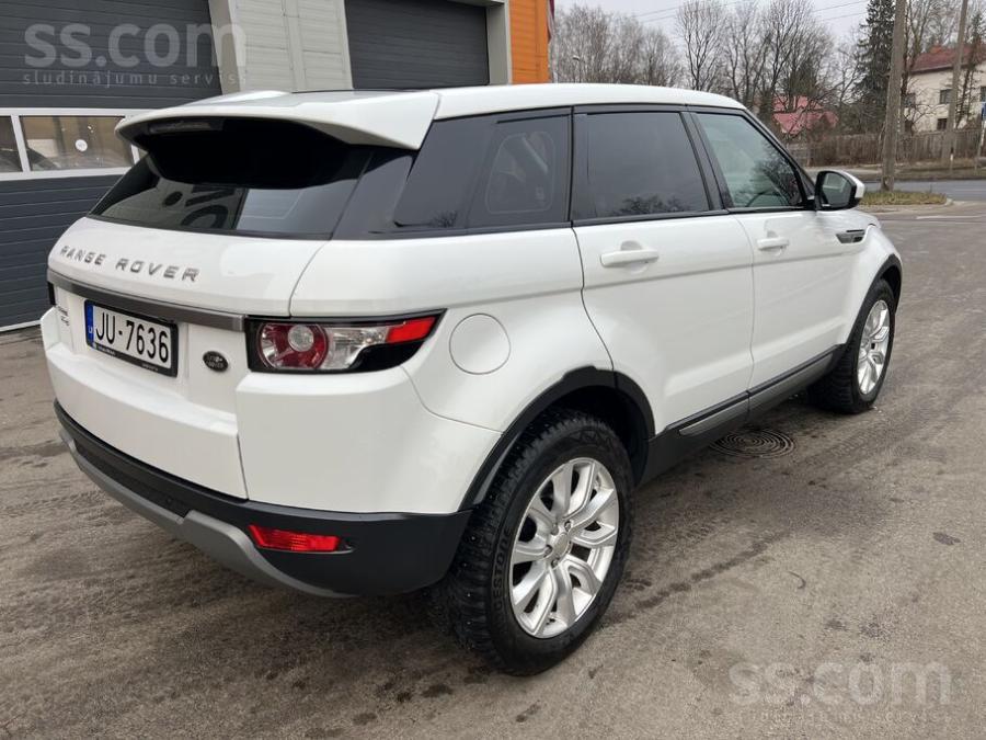 Balts Land Rover Range Rover Evoque 2015 Rīga, ar dzinēja tilpumu 2.20 L un nobraukumu 143 tūkst. km par 11200 €, foto 4 vietnē AUTOMOTO.COM.LV