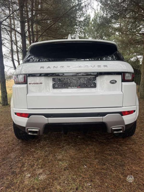White Land Rover Range Rover Evoque 2016 in Alytus, with an engine capacity of 2.00 L and mileage of 166 thousand km for 11999 €, photo 9 on AUTOMOTO.COM.LV
