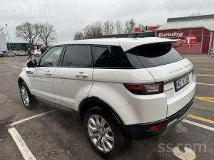 White Land Rover Range Rover Evoque 2016 in Jelgava, with an engine capacity of 2.00 L and mileage of 163 thousand km for 12000 €, photo 5 on AUTOMOTO.COM.LV