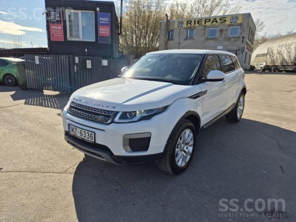 White Land Rover Range Rover Evoque 2016 in Riga, with an engine capacity of 2.00 L and mileage of 153 thousand km for 12990 €, photo 1 on AUTOMOTO.COM.LV