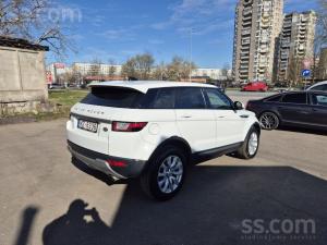 White Land Rover Range Rover Evoque 2016 in Riga, with an engine capacity of 2.00 L and mileage of 153 thousand km for 12990 €, photo 6 on AUTOMOTO.COM.LV