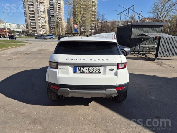 White Land Rover Range Rover Evoque 2016 in Riga, with an engine capacity of 2.00 L and mileage of 153 thousand km for 12990 €, photo 6 on AUTOMOTO.COM.LV