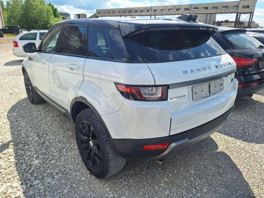 White Land Rover Range Rover Evoque 2016 in Telschi, with an engine capacity of 2.00 L and mileage of 290 thousand km for 6999 €, photo 3 on AUTOMOTO.COM.LV