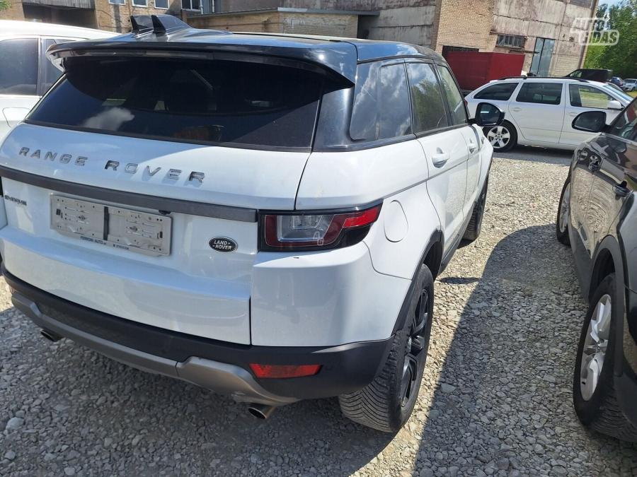 White Land Rover Range Rover Evoque 2016 in Telschi, with an engine capacity of 2.00 L and mileage of 290 thousand km for 6999 €, photo 5 on AUTOMOTO.COM.LV
