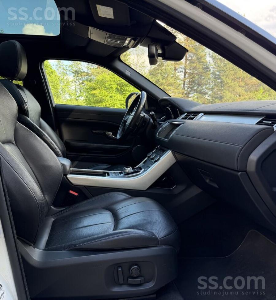 Balts Land Rover Range Rover Evoque 2016 Jūrmala, ar dzinēja tilpumu 2.00 L un nobraukumu 118 tūkst. km par 11900 €, foto 16 vietnē AUTOMOTO.COM.LV