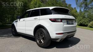 White Land Rover Range Rover Evoque 2016 in Riga, with an engine capacity of 2.00 L and mileage of 223 thousand km for 11900 €, photo 8 on AUTOMOTO.COM.LV