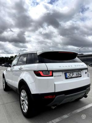Balts Land Rover Range Rover Evoque 2016 Viļņa, ar dzinēja tilpumu 2.00 L un nobraukumu 214 tūkst. km par 12499 €, foto 6 vietnē AUTOMOTO.COM.LV