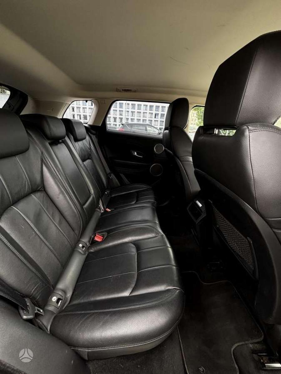 Balts Land Rover Range Rover Evoque 2016 Viļņa, ar dzinēja tilpumu 2.00 L un nobraukumu 214 tūkst. km par 12499 €, foto 11 vietnē AUTOMOTO.COM.LV