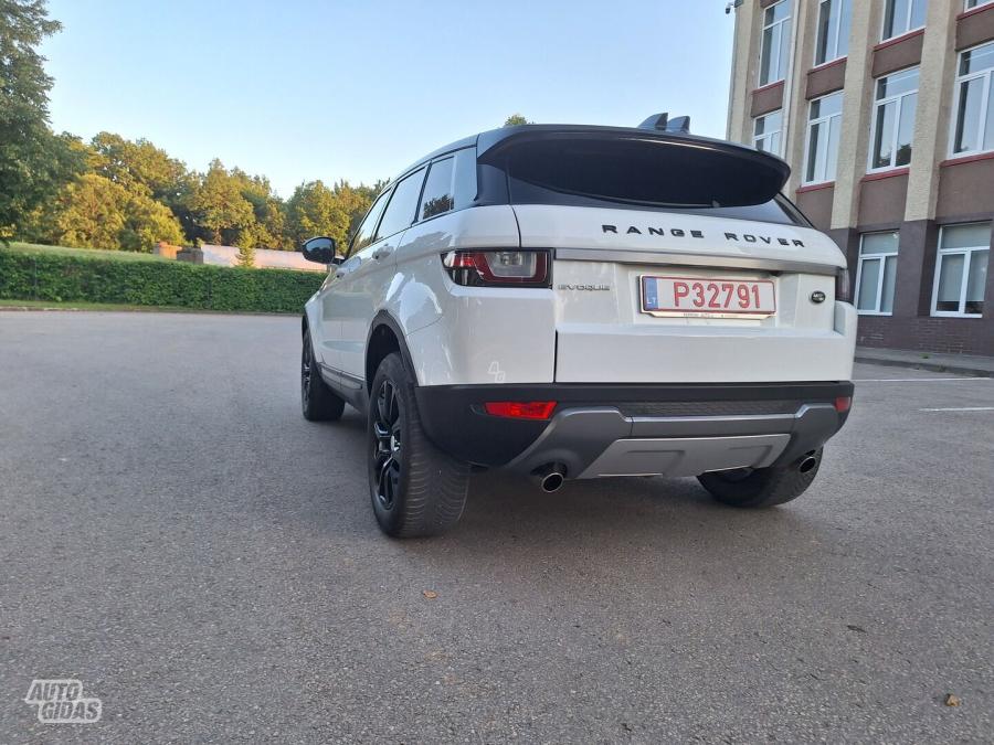 White Land Rover Range Rover Evoque 2016 in Telschi, with an engine capacity of 2.00 L and mileage of 221 thousand km for 9999 €, photo 5 on AUTOMOTO.COM.LV