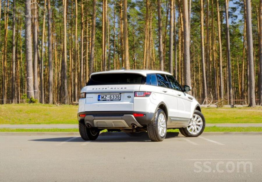 Balts Land Rover Range Rover Evoque 2016 Rīga, ar dzinēja tilpumu 2.00 L un nobraukumu 153 tūkst. km par 9590 €, foto 6 vietnē AUTOMOTO.COM.LV
