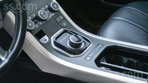 Balts Land Rover Range Rover Evoque 2016 Rīga, ar dzinēja tilpumu 2.00 L un nobraukumu 153 tūkst. km par 9590 €, foto 15 vietnē AUTOMOTO.COM.LV