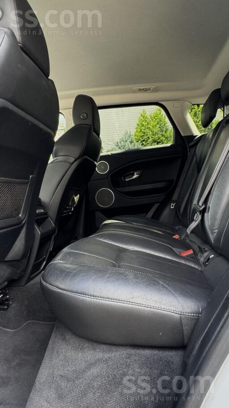 Balts Land Rover Range Rover Evoque 2016 Rīga, ar dzinēja tilpumu 2.00 L un nobraukumu 224 tūkst. km par 10700 €, foto 11 vietnē AUTOMOTO.COM.LV