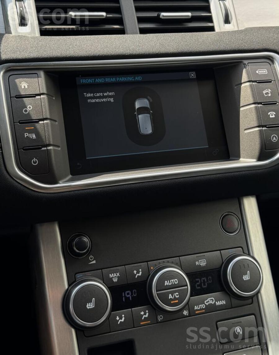 Balts Land Rover Range Rover Evoque 2016 Rīga, ar dzinēja tilpumu 2.00 L un nobraukumu 224 tūkst. km par 10700 €, foto 21 vietnē AUTOMOTO.COM.LV