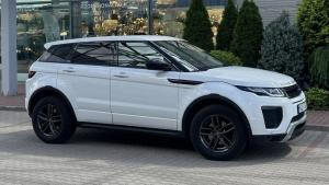 White Land Rover Range Rover Evoque 2016 in Riga, with an engine capacity of 2.00 L and mileage of 224 thousand km for 10700 €, photo  on AUTOMOTO.COM.LV