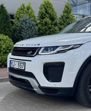 White Land Rover Range Rover Evoque 2016 in Riga, with an engine capacity of 2.00 L and mileage of 224 thousand km for 10700 €, photo 28 on AUTOMOTO.COM.LV