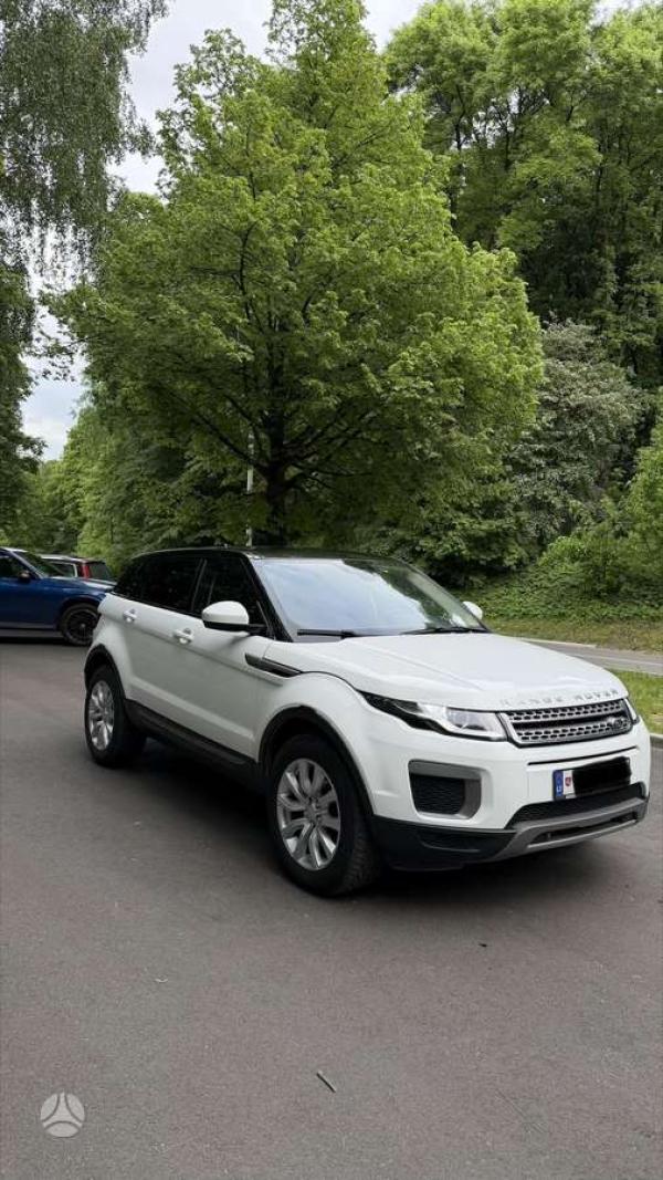 White Land Rover Range Rover Evoque 2016 in Vilnius, with an engine capacity of 2.00 L and mileage of 155 thousand km for 9999 €, photo 3 on AUTOMOTO.COM.LV