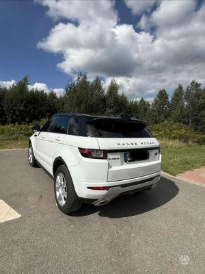 White Land Rover Range Rover Evoque 2016 in Vilnius, with an engine capacity of 2.00 L and mileage of 184 thousand km for 10900 €, photo 7 on AUTOMOTO.COM.LV