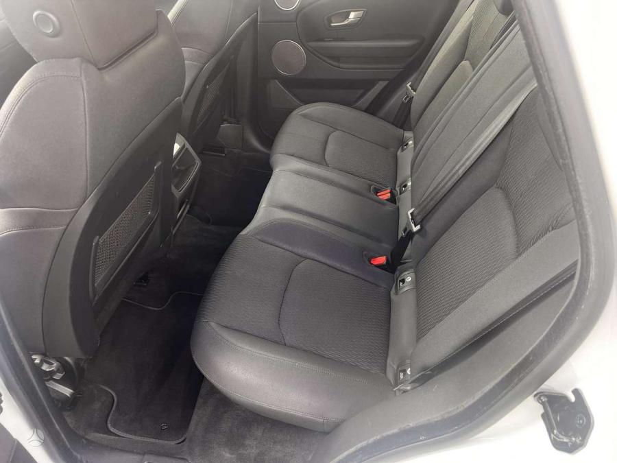 Balts Land Rover Range Rover Evoque 2016 Vilkaviškis, ar dzinēja tilpumu 2.00 L un nobraukumu 265 tūkst. km par 7999 €, foto 9 vietnē AUTOMOTO.COM.LV