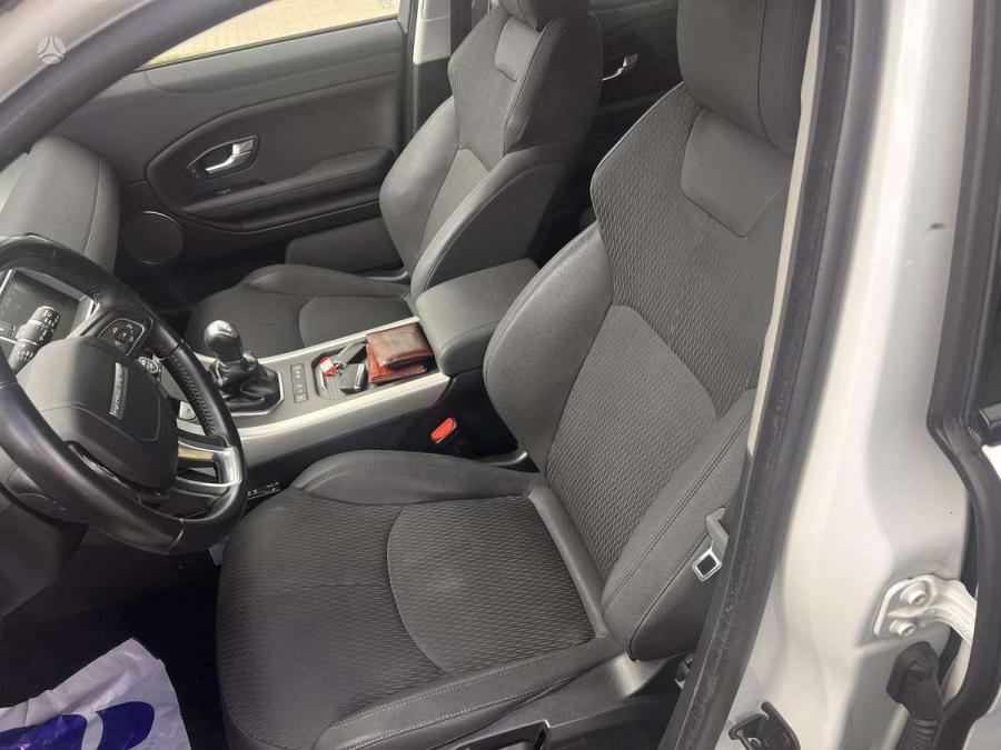 Balts Land Rover Range Rover Evoque 2016 Vilkaviškis, ar dzinēja tilpumu 2.00 L un nobraukumu 265 tūkst. km par 7999 €, foto 10 vietnē AUTOMOTO.COM.LV