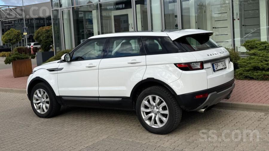 Balts Land Rover Range Rover Evoque 2016 Rīga, ar dzinēja tilpumu 2.00 L un nobraukumu 152 tūkst. km par 11600 €, foto 5 vietnē AUTOMOTO.COM.LV