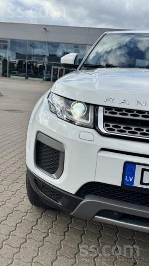 Balts Land Rover Range Rover Evoque 2016 Rīga, ar dzinēja tilpumu 2.00 L un nobraukumu 152 tūkst. km par 11600 €, foto 9 vietnē AUTOMOTO.COM.LV