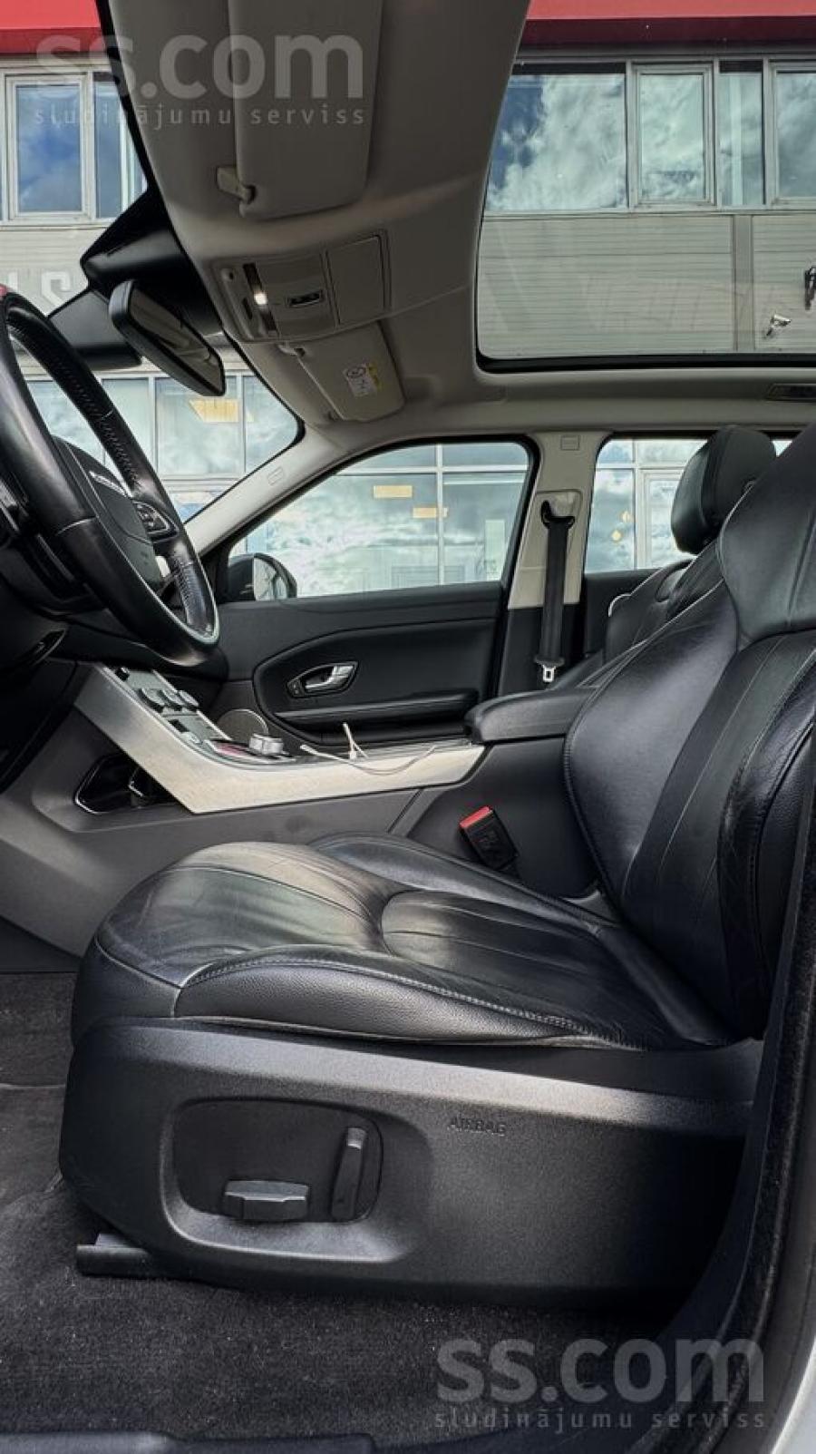 Balts Land Rover Range Rover Evoque 2016 Rīga, ar dzinēja tilpumu 2.00 L un nobraukumu 152 tūkst. km par 11600 €, foto 14 vietnē AUTOMOTO.COM.LV