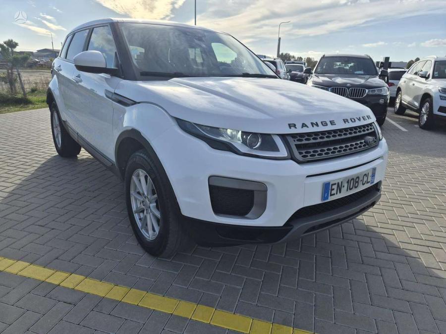 White Land Rover Range Rover Evoque 2016 in Taurage, with an engine capacity of 2.00 L and mileage of 270 thousand km for 6500 €, photo 3 on AUTOMOTO.COM.LV