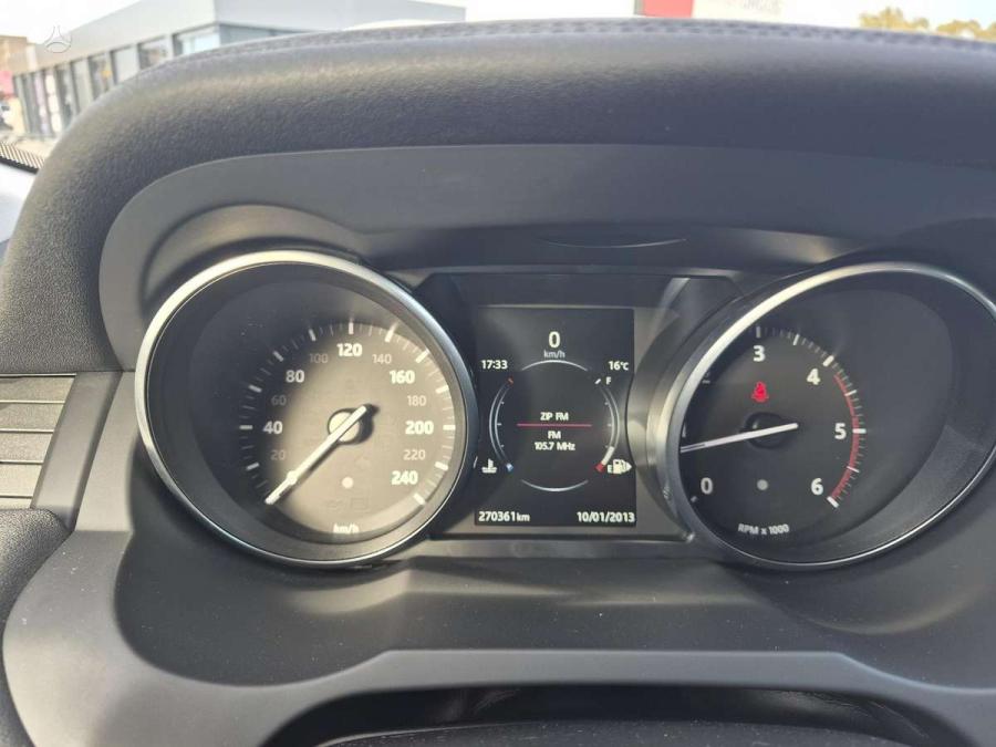 White Land Rover Range Rover Evoque 2016 in Taurage, with an engine capacity of 2.00 L and mileage of 270 thousand km for 6500 €, photo 19 on AUTOMOTO.COM.LV