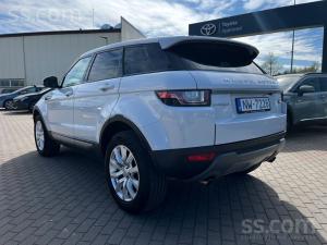 Balts Land Rover Range Rover Evoque 2017 Liepāja, ar dzinēja tilpumu 2.00 L un nobraukumu 185 tūkst. km par 16700 €, foto 4 vietnē AUTOMOTO.COM.LV