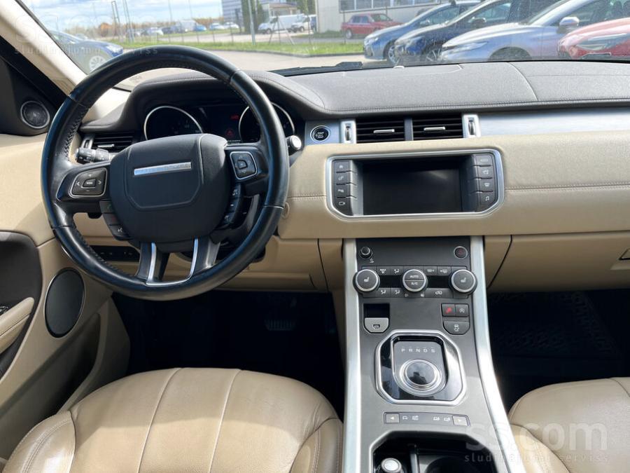 Balts Land Rover Range Rover Evoque 2017 Liepāja, ar dzinēja tilpumu 2.00 L un nobraukumu 185 tūkst. km par 16700 €, foto 10 vietnē AUTOMOTO.COM.LV