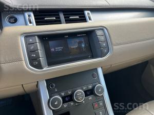 Balts Land Rover Range Rover Evoque 2017 Liepāja, ar dzinēja tilpumu 2.00 L un nobraukumu 185 tūkst. km par 16700 €, foto 17 vietnē AUTOMOTO.COM.LV