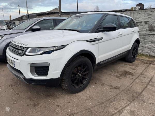 White Land Rover Range Rover Evoque 2017 in Taurage, with an engine capacity of 2.00 L and mileage of 150 thousand km for 4700 €, photo 1 on AUTOMOTO.COM.LV
