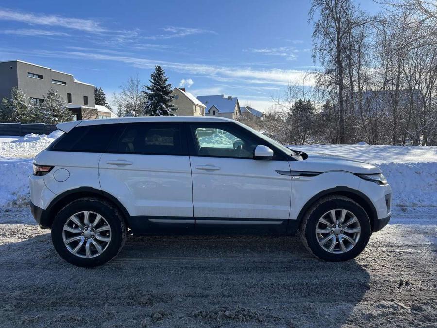 Balts Land Rover Range Rover Evoque 2017 Utena, ar dzinēja tilpumu 2.00 L un nobraukumu 150 tūkst. km par 6550 €, foto 9 vietnē AUTOMOTO.COM.LV