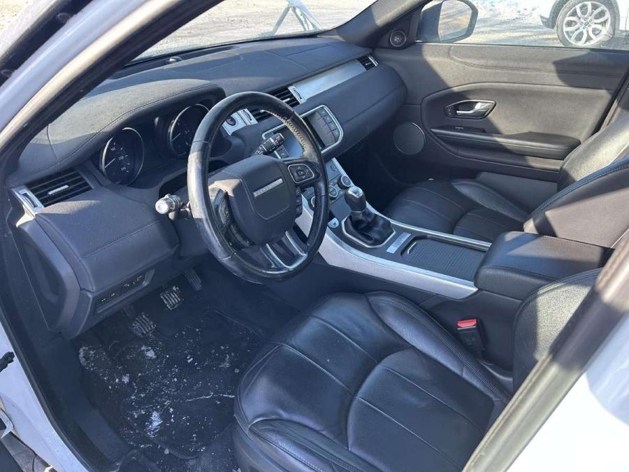 Balts Land Rover Range Rover Evoque 2017 Utena, ar dzinēja tilpumu 2.00 L un nobraukumu 150 tūkst. km par 6550 €, foto 19 vietnē AUTOMOTO.COM.LV