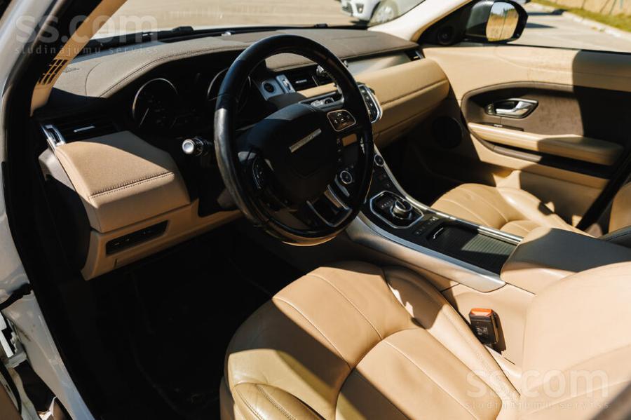 Balts Land Rover Range Rover Evoque 2017 Rīga, ar dzinēja tilpumu 2.00 L un nobraukumu 116 tūkst. km par 18100 €, foto 6 vietnē AUTOMOTO.COM.LV