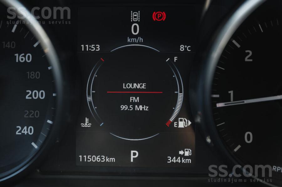 Balts Land Rover Range Rover Evoque 2017 Rīga, ar dzinēja tilpumu 2.00 L un nobraukumu 116 tūkst. km par 18100 €, foto 14 vietnē AUTOMOTO.COM.LV