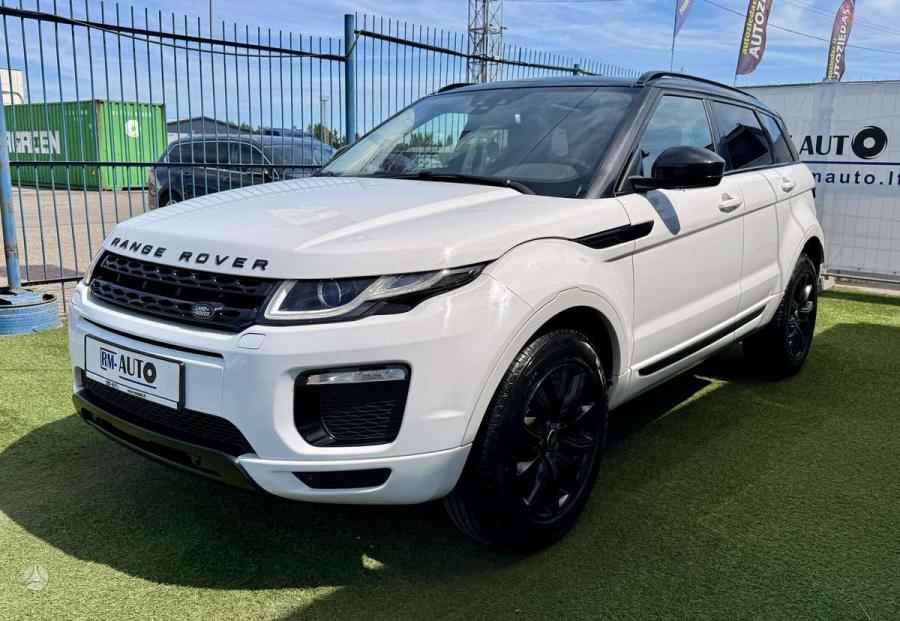 White Land Rover Range Rover Evoque 2017 in Panevezys, with an engine capacity of 2.00 L and mileage of 203 thousand km for 10700 €, photo 1 on AUTOMOTO.COM.LV