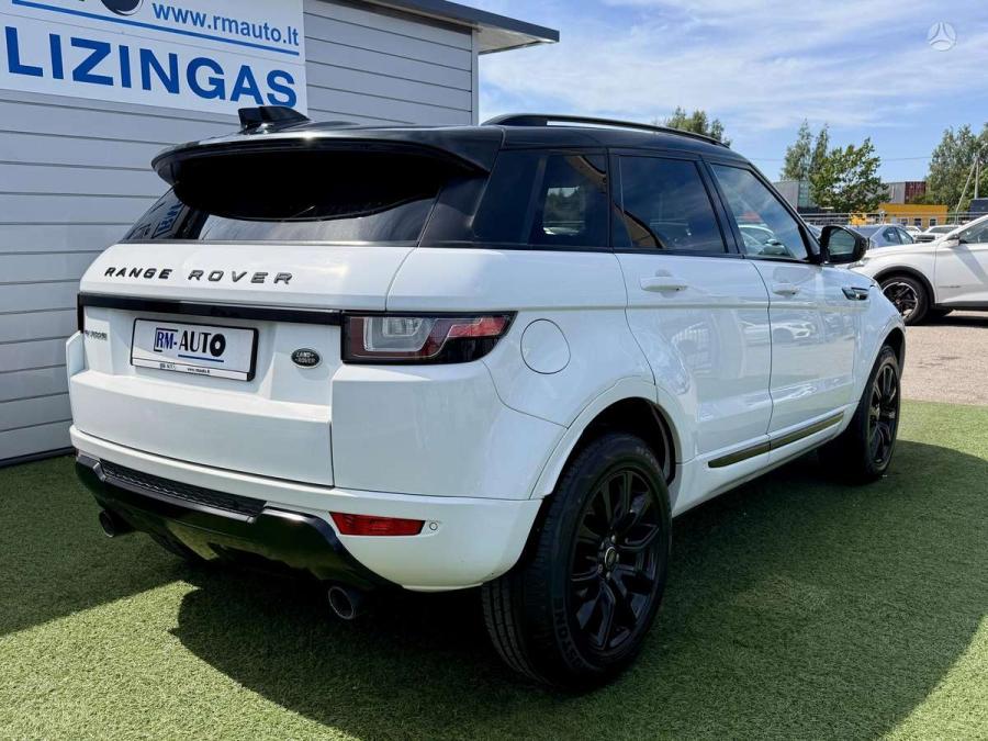 White Land Rover Range Rover Evoque 2017 in Panevezys, with an engine capacity of 2.00 L and mileage of 203 thousand km for 10700 €, photo 7 on AUTOMOTO.COM.LV