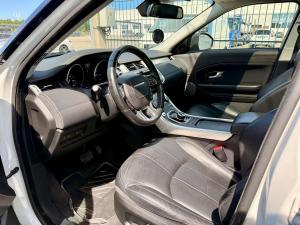 White Land Rover Range Rover Evoque 2017 in Panevezys, with an engine capacity of 2.00 L and mileage of 203 thousand km for 10700 €, photo 12 on AUTOMOTO.COM.LV