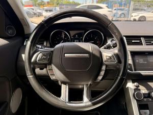 White Land Rover Range Rover Evoque 2017 in Panevezys, with an engine capacity of 2.00 L and mileage of 203 thousand km for 10700 €, photo 15 on AUTOMOTO.COM.LV
