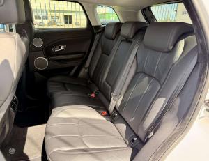 White Land Rover Range Rover Evoque 2017 in Panevezys, with an engine capacity of 2.00 L and mileage of 203 thousand km for 10700 €, photo 25 on AUTOMOTO.COM.LV