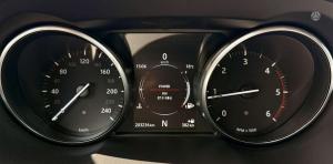 White Land Rover Range Rover Evoque 2017 in Panevezys, with an engine capacity of 2.00 L and mileage of 203 thousand km for 10700 €, photo 34 on AUTOMOTO.COM.LV