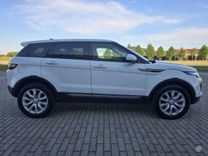 White Land Rover Range Rover Evoque 2017 in Panevezys, with an engine capacity of 2.00 L and mileage of 188 thousand km for 8899 €, photo 9 on AUTOMOTO.COM.LV
