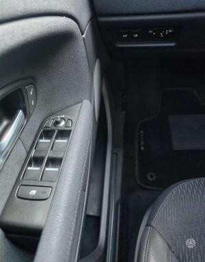 White Land Rover Range Rover Evoque 2017 in Panevezys, with an engine capacity of 2.00 L and mileage of 188 thousand km for 8899 €, photo 22 on AUTOMOTO.COM.LV
