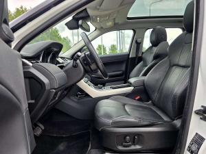 White Land Rover Range Rover Evoque 2017 in Taurage, with an engine capacity of 2.00 L and mileage of 215 thousand km for 10600 €, photo 10 on AUTOMOTO.COM.LV