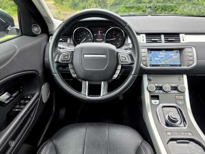 White Land Rover Range Rover Evoque 2017 in Taurage, with an engine capacity of 2.00 L and mileage of 215 thousand km for 10600 €, photo 12 on AUTOMOTO.COM.LV