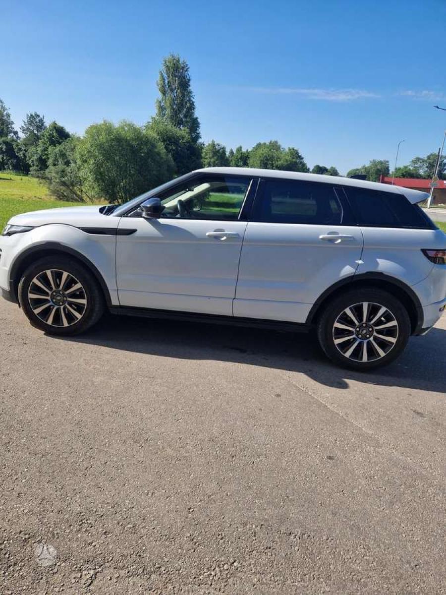 Balts Land Rover Range Rover Evoque 2017 Plungė, ar dzinēja tilpumu 0.15 L un nobraukumu 156 tūkst. km par 10500 €, foto 9 vietnē AUTOMOTO.COM.LV