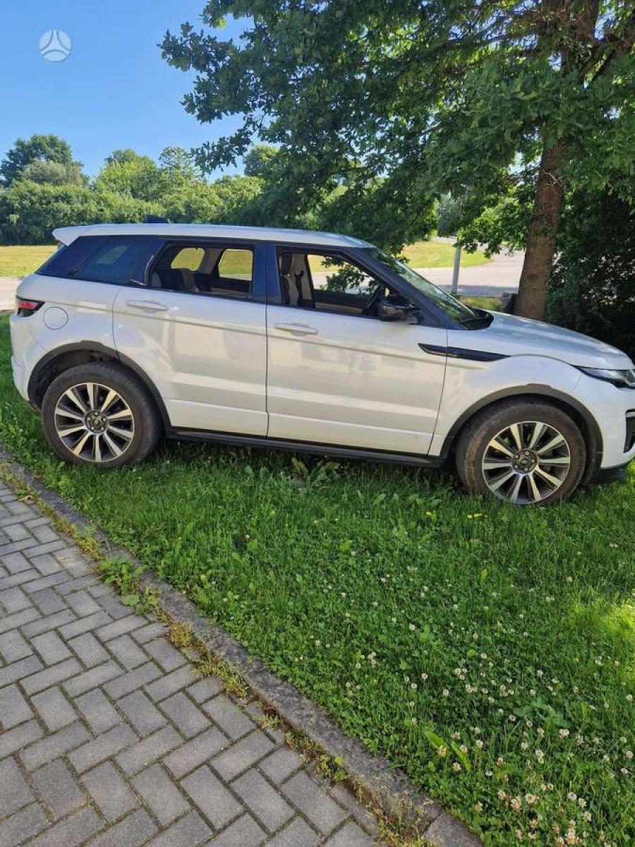 Balts Land Rover Range Rover Evoque 2017 Plungė, ar dzinēja tilpumu 0.15 L un nobraukumu 156 tūkst. km par 10500 €, foto 10 vietnē AUTOMOTO.COM.LV