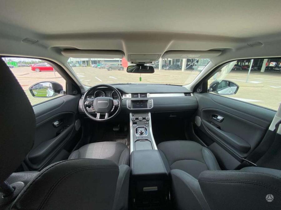 Balts Land Rover Range Rover Evoque 2017 Viļņa, ar dzinēja tilpumu 2.00 L un nobraukumu 140 tūkst. km par 12450 €, foto 8 vietnē AUTOMOTO.COM.LV