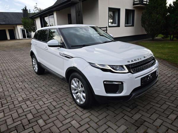 White Land Rover Range Rover Evoque 2017 in Siauliai, with an engine capacity of 2.00 L and mileage of 198 thousand km for 10750 €, photo 3 on AUTOMOTO.COM.LV